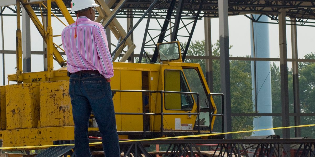 Verifying assist crane loads | J. J. Keller® Compliance Network