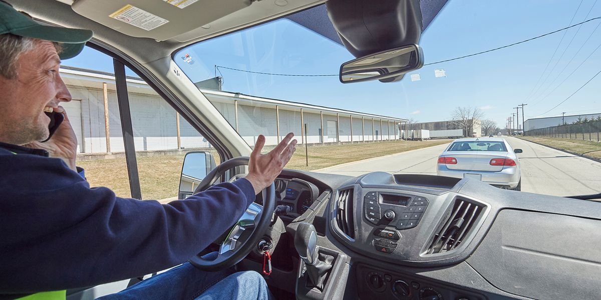 Distracted drivers are dangerous drivers | J. J. Keller® Compliance Network