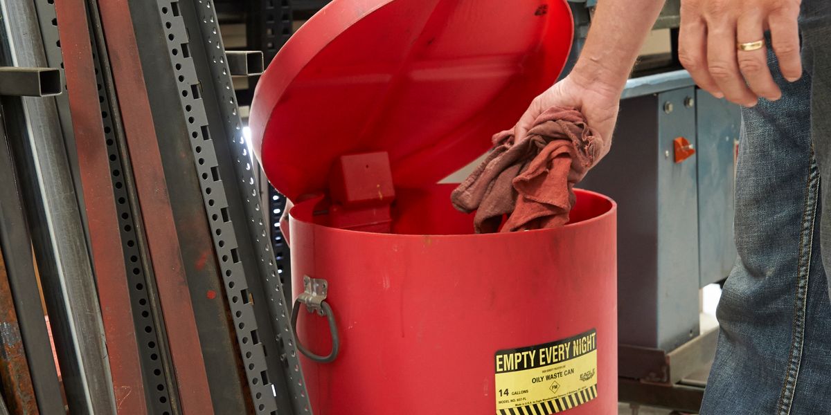 The solvent-contaminated wipes rule | J. J. Keller® Compliance Network