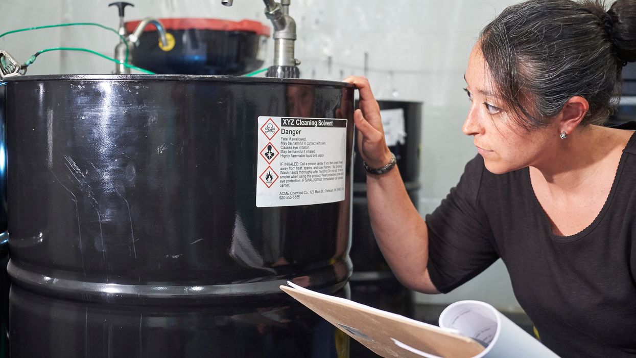 Labeling secondary containers in the workplace | J. J. Keller ... Labeling secondary containers in the workplace | J. J. Keller ...